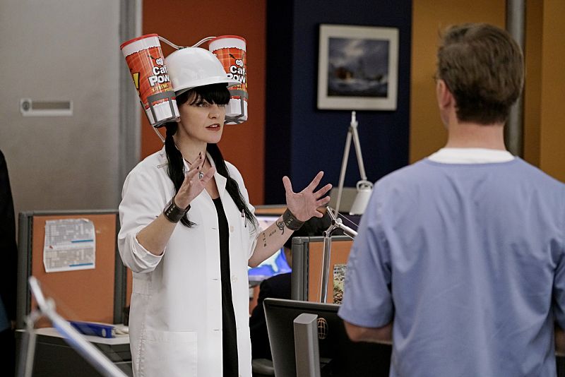 NCIS Season 13 Episode 18 Scope Photos | SEAT42F